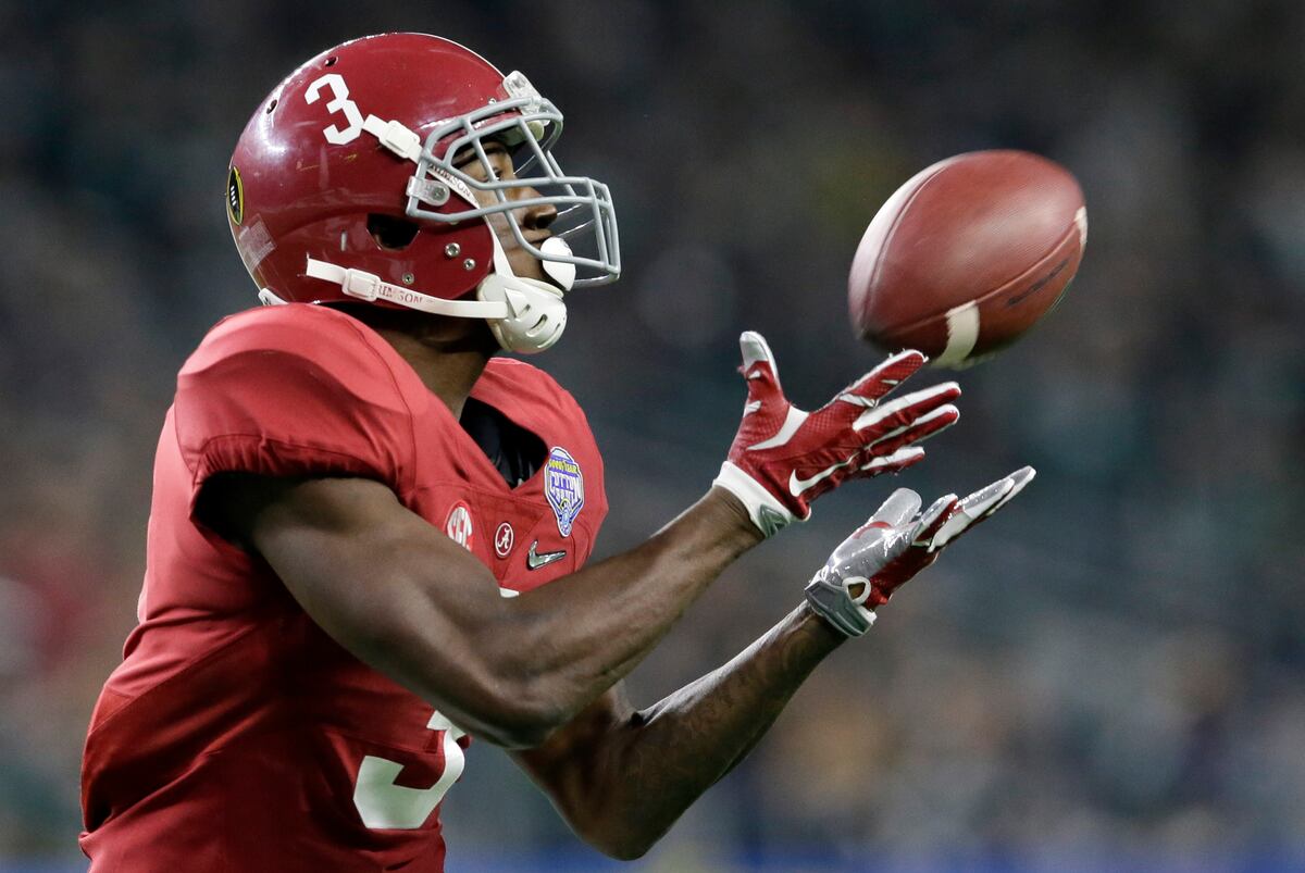 The Freshmen Who've Helped Carry Alabama, Clemson to National Title ...