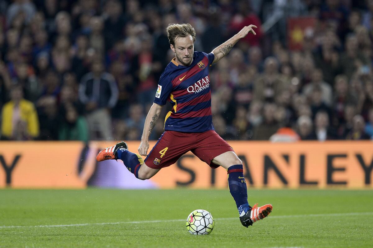 Ivan Rakitic, Barcelona Agree on New Contract: Latest Details and ...