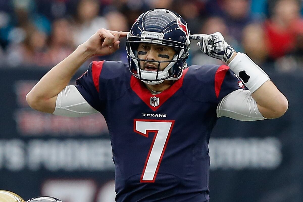 Texans' Owner Wants 'Good Young' QB in Draft, but 2016 Poses Limited ...
