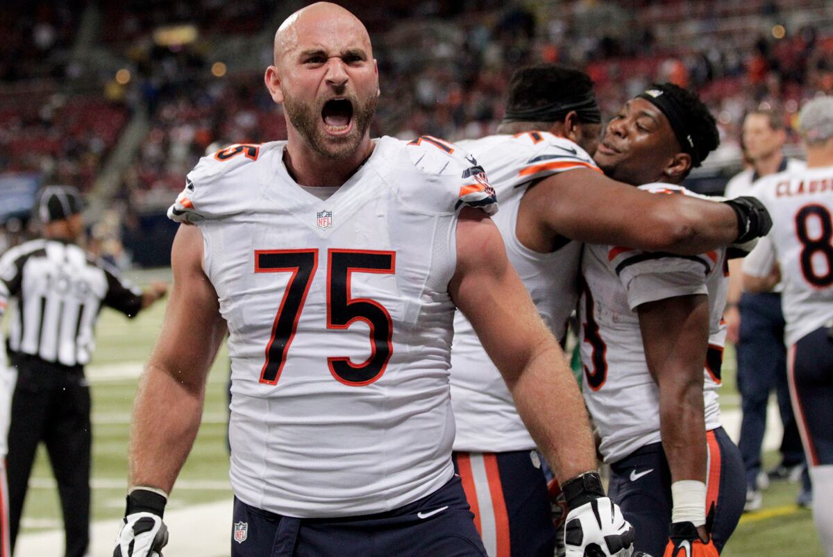 Kyle Long to Replace Jason Peters at 2016 NFL Pro Bowl | News, Scores ...