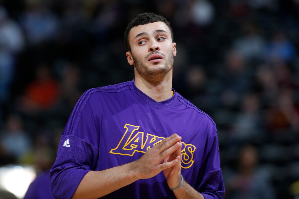 Larry Nance Injury: Updates on Lakers Forward's Knee and Return | News ...