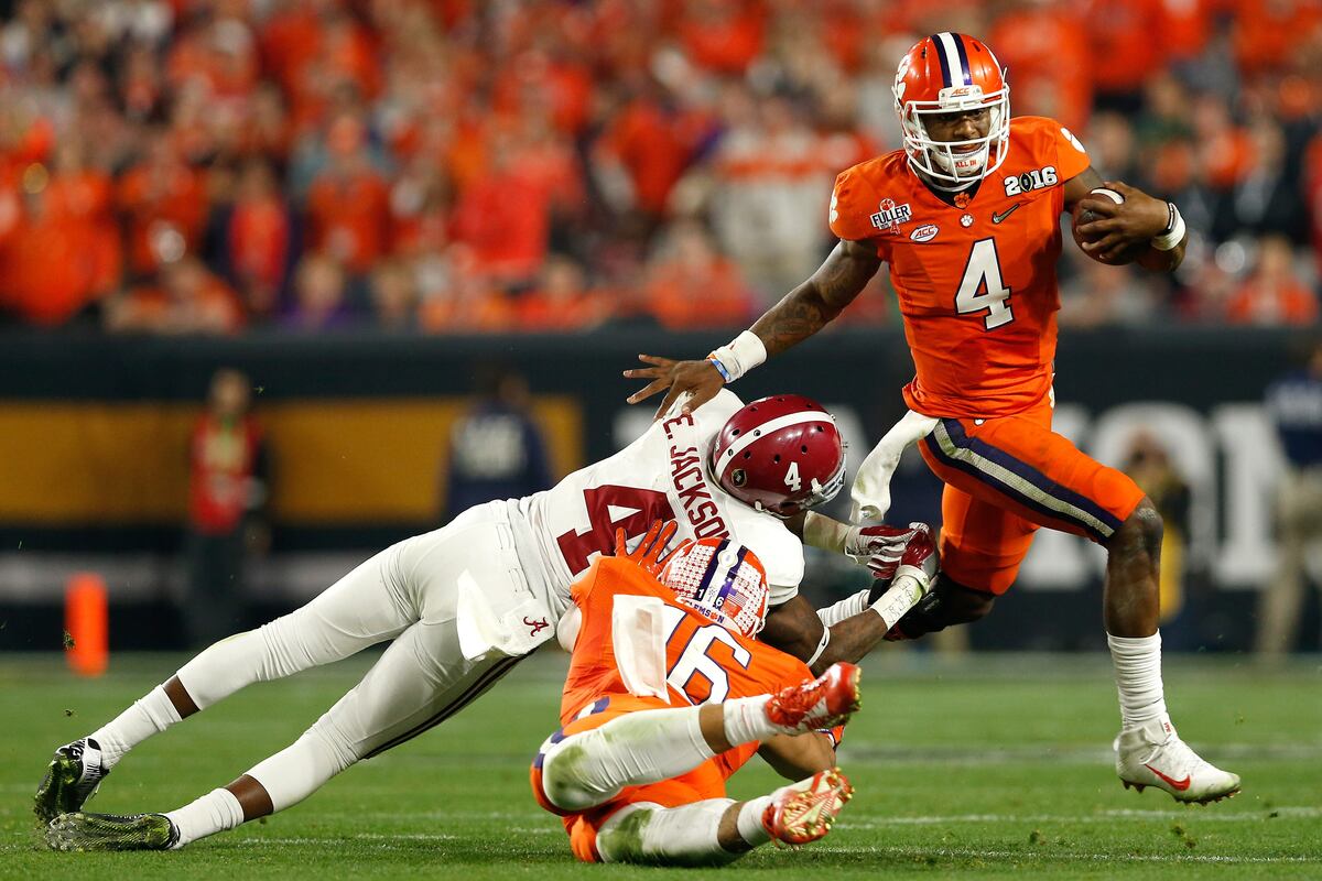 Early Power Rankings for Top 15 College Football QBs for 2016 | News ...