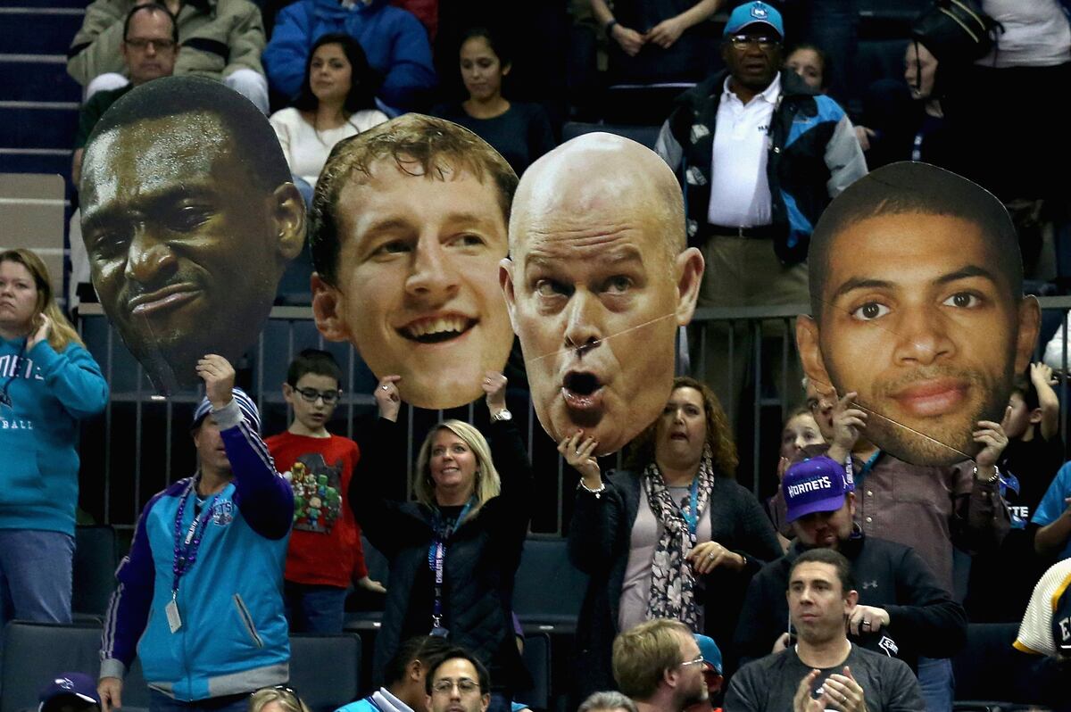 Distracted Fan Catches Deflected Ball in the Face at Charlotte Hornets ...