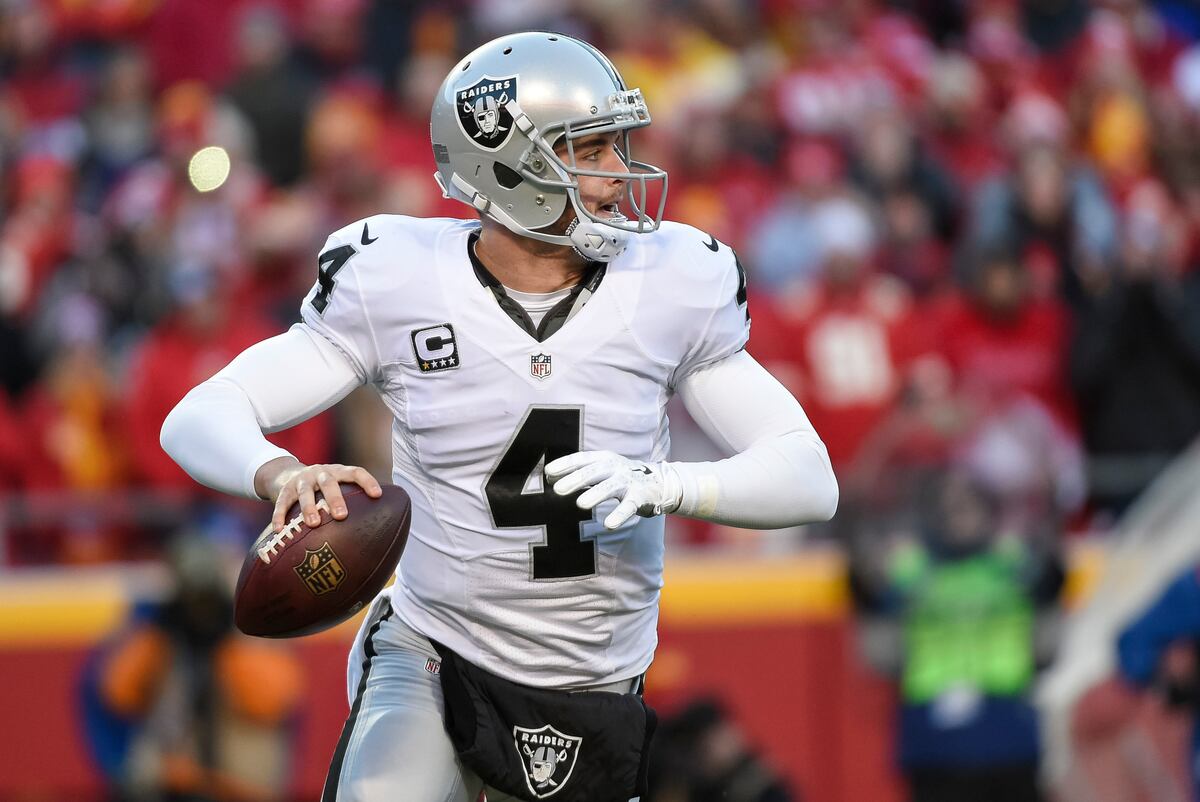 Derek Carr to Replace Aaron Rodgers at 2016 NFL Pro Bowl | News, Scores ...
