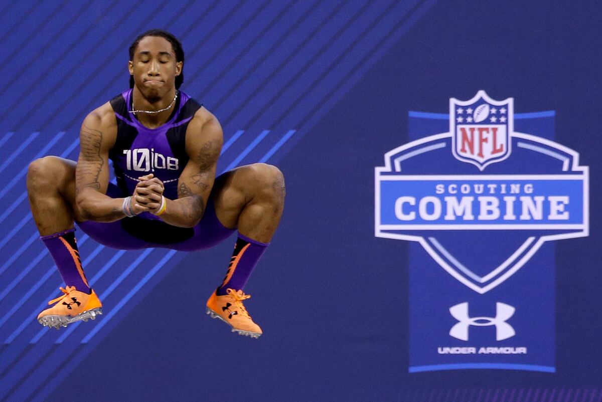 NFL Combine to Remain in Indianapolis Through 2020 | News, Scores ...