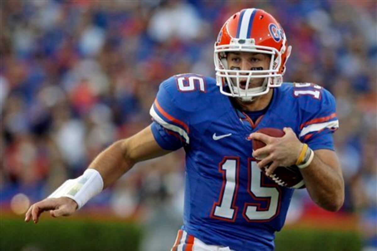 Power Ranking the 10 Greatest College Football QBs of All Time | News ...
