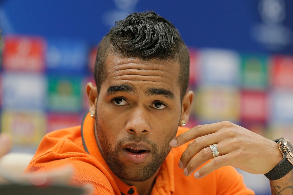 Alex Teixeira to Jiangsu Suning: Latest Transfer Details, Reaction and ...