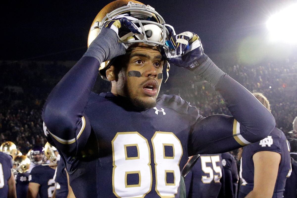 Notre Dame WR Corey Robinson to Run for Student Body President | News ...