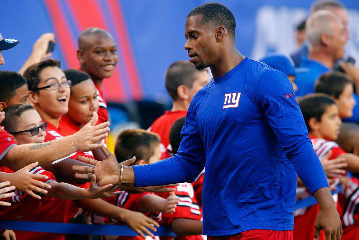 Victor Cruz, Giants Agree on New Contract: Latest Details and Reaction ...