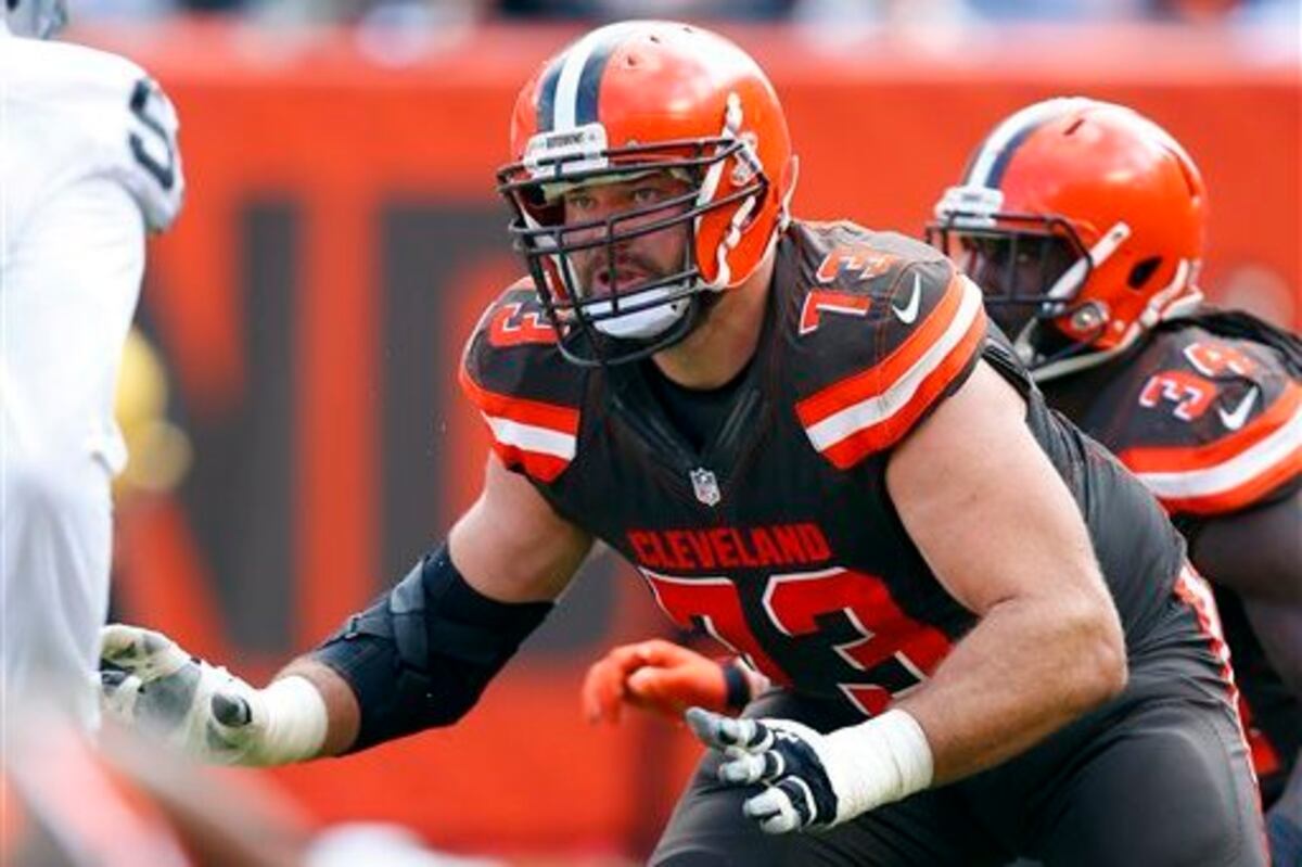 B/R NFL 1000: Ranking the Top 35 Left Tackles from 2015 | News, Scores ...