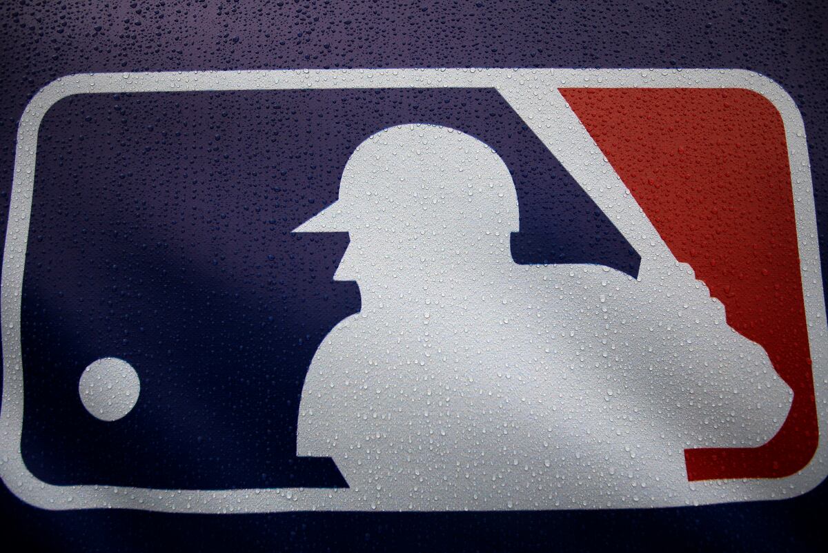 MLB, MLBPA to Debut New Protective Headgear for Pitchers at Spring ...