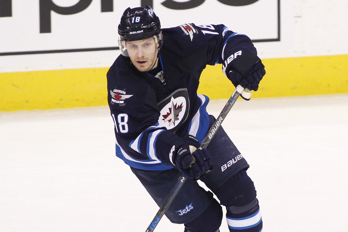 Bryan Little Injury: Updates on Jets Forward's Recovery from Fractured ...