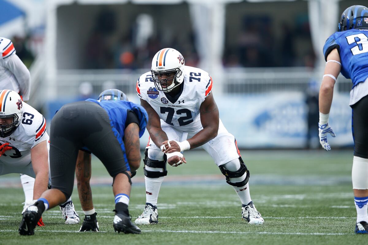 Shon Coleman Injury: Updates on NFL Prospect's Recovery from Knee ...