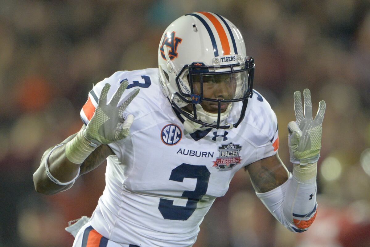 CB Jonathan Jones Runs Official 4.33 40-Yard Dash at 2016 NFL Combine ...