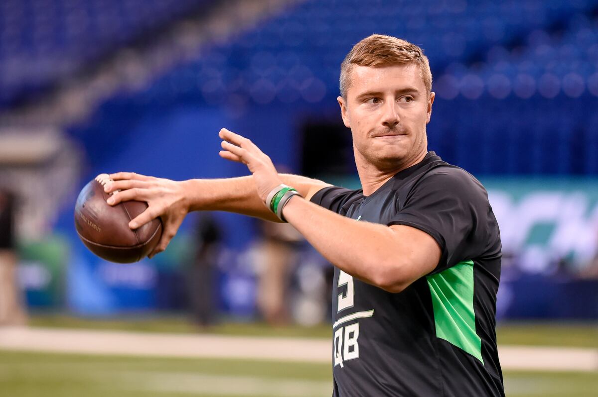 Insider Buzz: Drafting Connor Cook 'Priority' for 49ers, Won't Go QB in ...