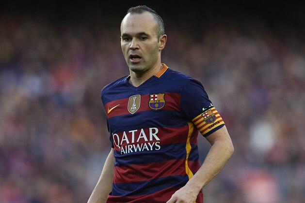 Andres Iniesta Imperious as Record-Breaking Barcelona Move Step Closer ...