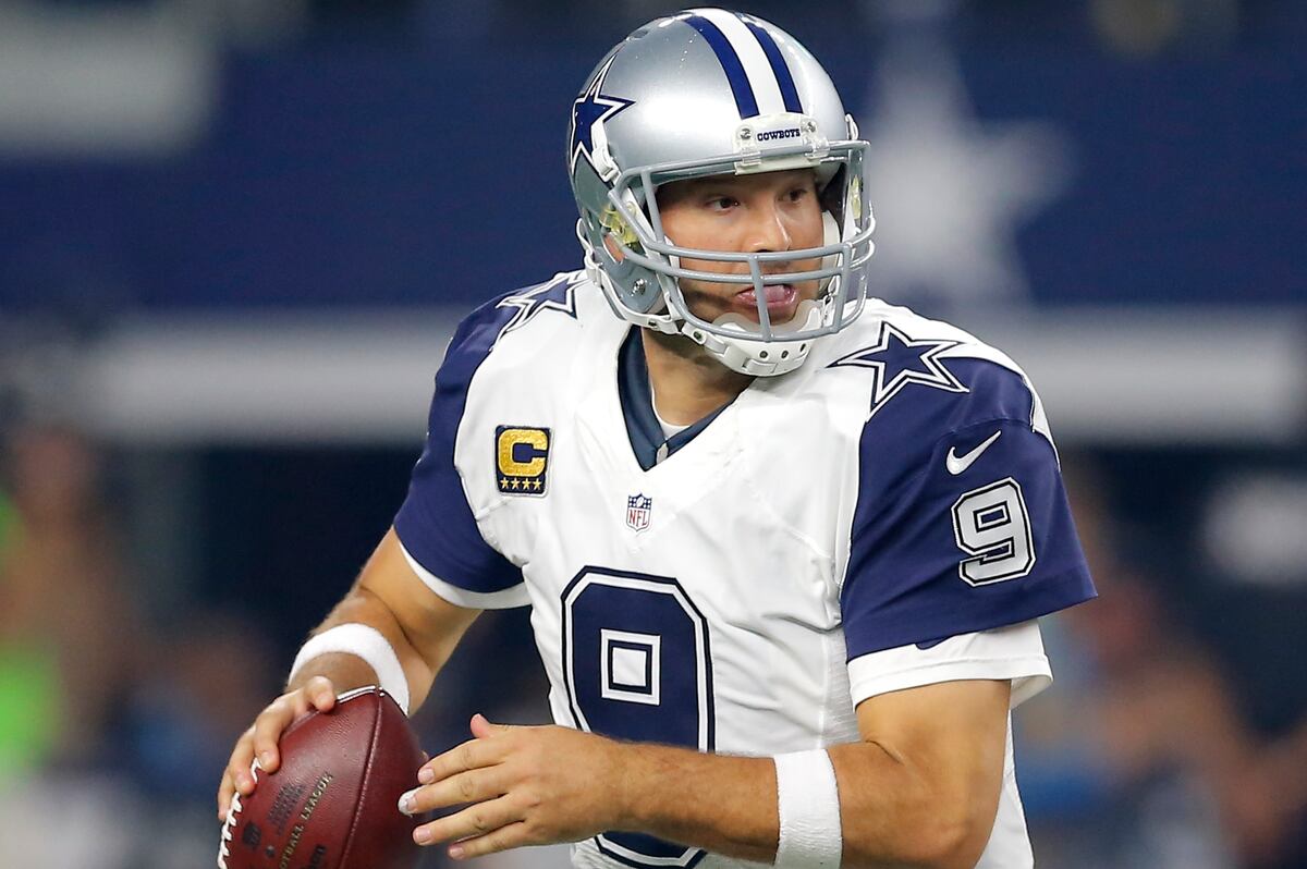 Tony Romo Injury Update: Conflicting Reports Surround Cowboys QB's ...