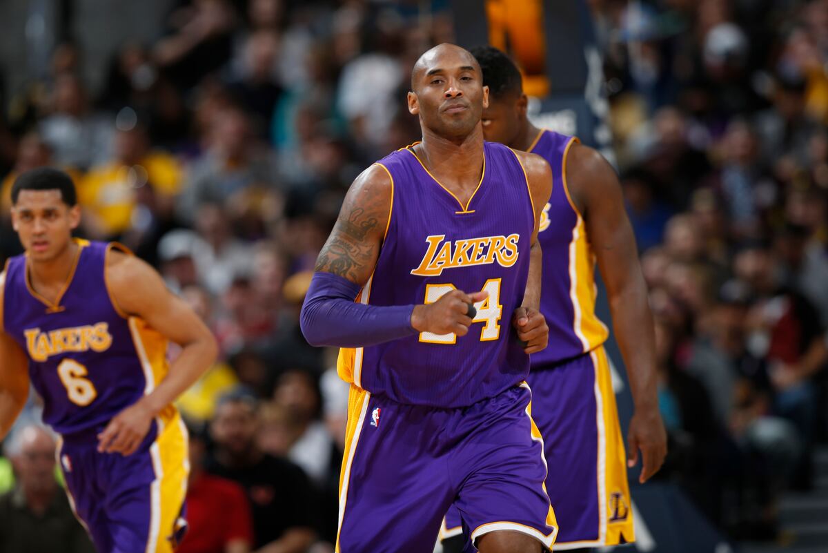 Kobe Bryant Injury: Updates on Lakers Star's Shoulder and Return | News ... Kobe Bryant Injury: Updates on Lakers Star's Shoulder and Return | News ...