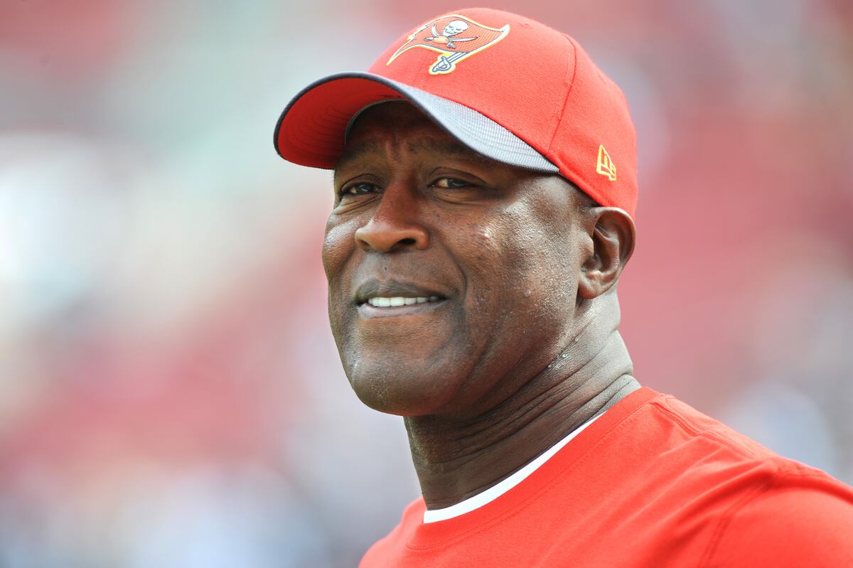 Lovie Smith Will Make Illinois an Instant Contender in the Big Ten West ...