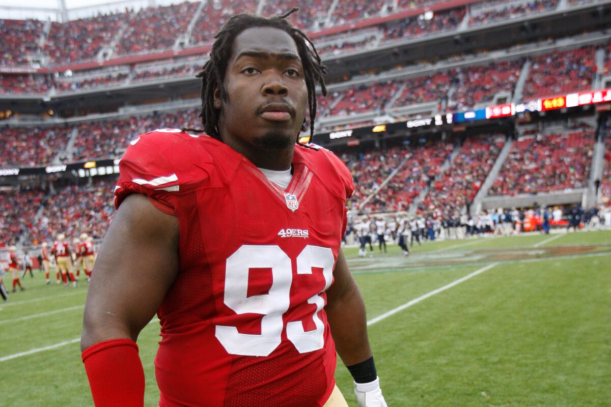 Ian Williams Re-Signs with 49ers: Latest Contract Details, Comments ...