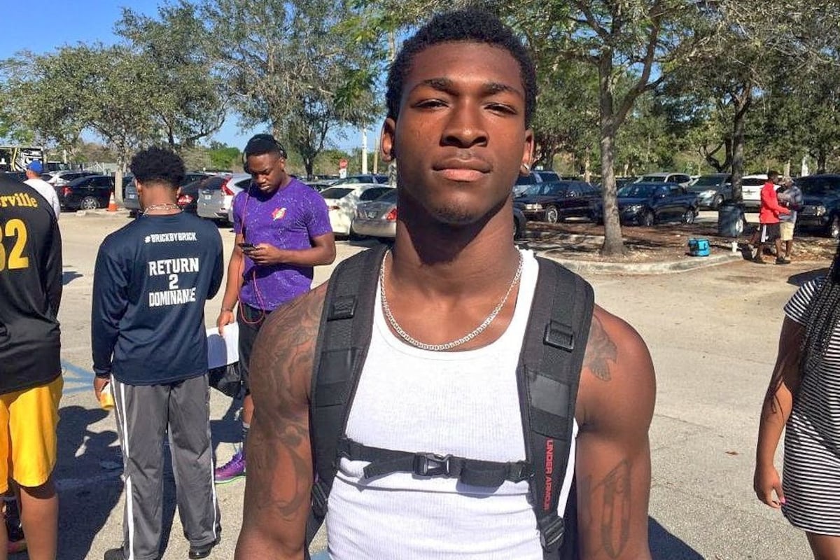 4-Star Daniel Wright Talks Favorites, Visit Plans and Timeline in ...