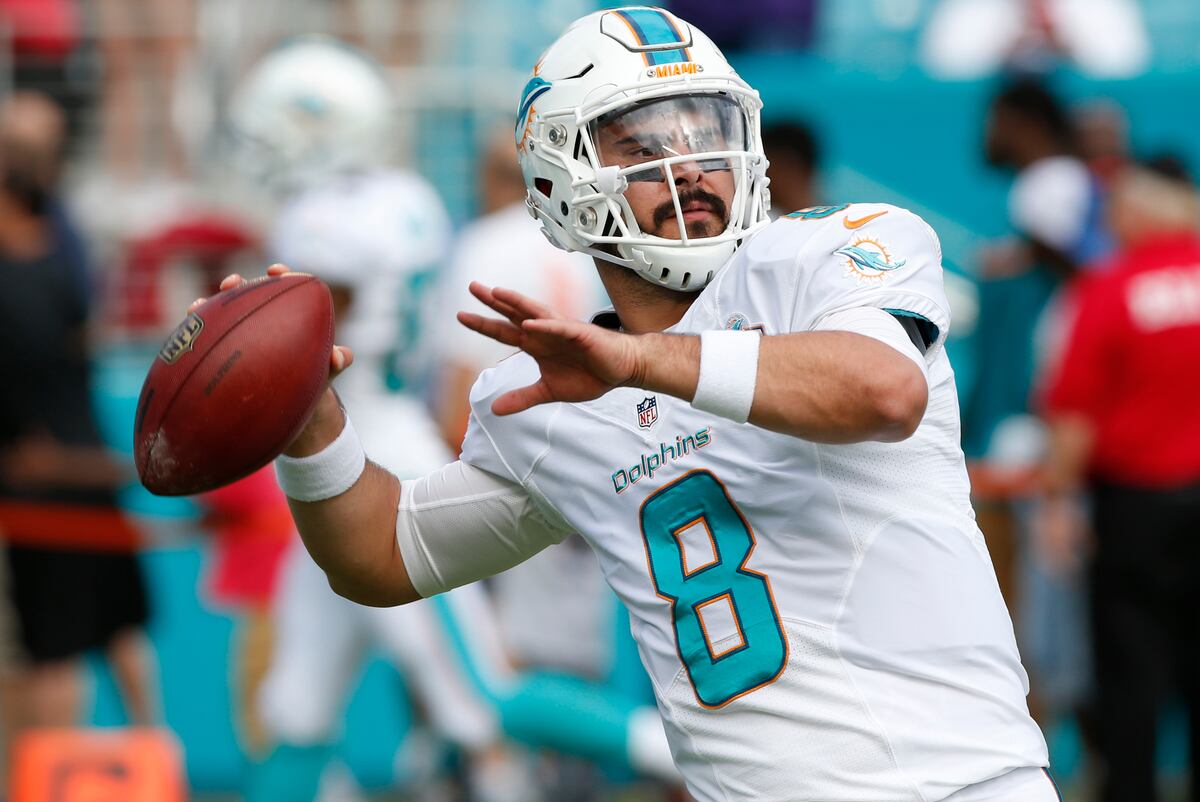 Matt Moore Re-Signs with Miami Dolphins | News, Scores, Highlights ...