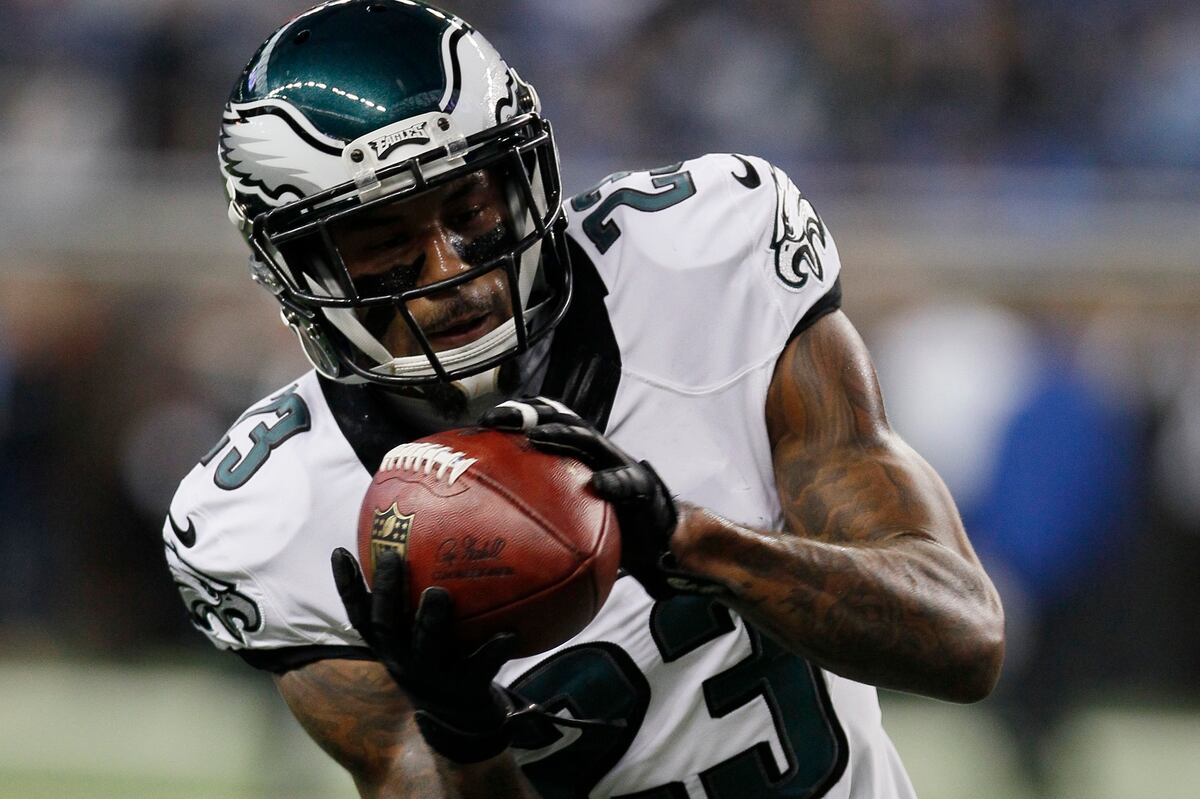 Nolan Carroll Re-Signs with Eagles: Latest Contract Details and ...