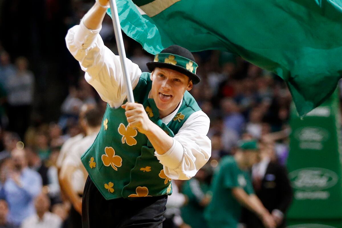 Celebrate St. Patrick's Day with the NBA's Luckiest Shots of the Year ...