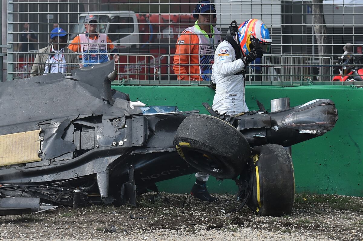 Fernando Alonso Suffers Horror Crash At Australian F1 Grand Prix 2016
