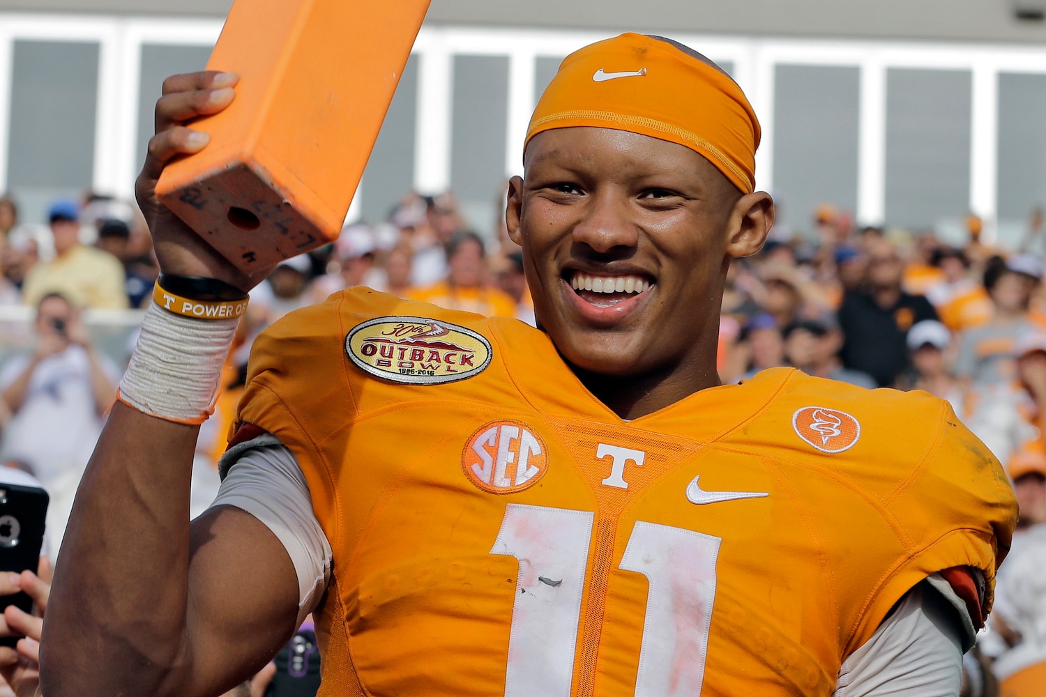 Tennessee QB Joshua Dobbs Hopes to Be the 'CEO' of the Volunteers ...
