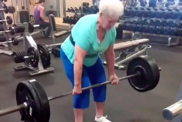 78-Year-Old Woman Deadlifts 225 Pounds with Ease | News, Scores ...
