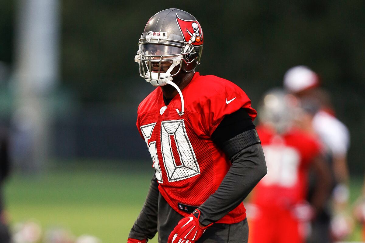 Bruce Carter Reportedly Signs with New York Jets | News, Scores ...