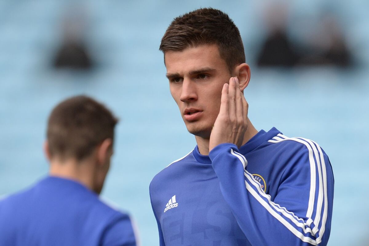 Matt Miazga's Chelsea Debut a Sign the American Can Cut It at Stamford ...