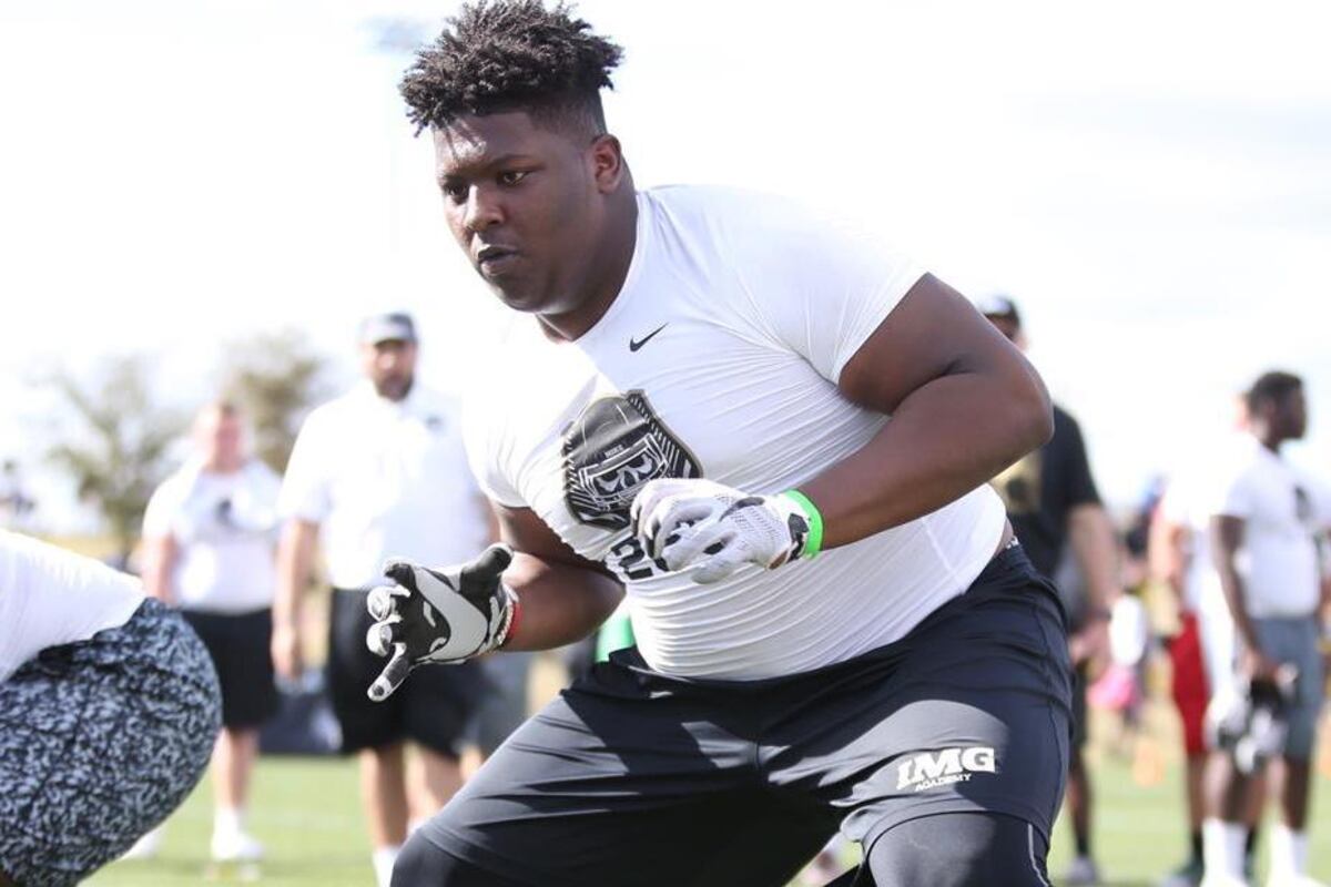 Cesar Ruiz Tweets Top 12: Which Teams Have Best Shot to Land No. 1 OC ...