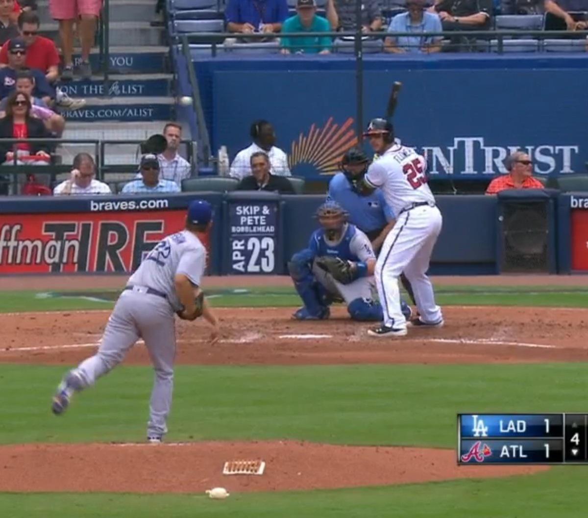 Dodgers Ace Clayton Kershaw Lobs in 46 MPH Eephus Pitch vs. Braves ... Dodgers Ace Clayton Kershaw Lobs in 46 MPH Eephus Pitch vs. Braves ...