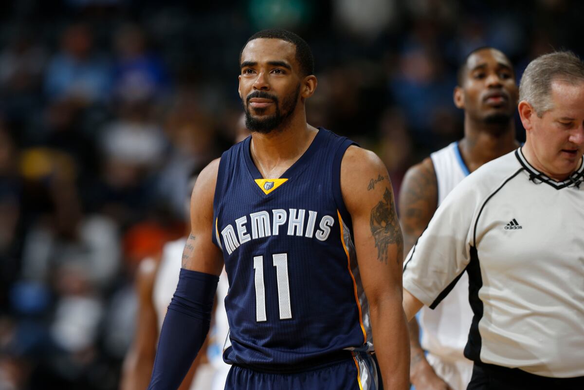 Mike Conley Wins 2015-16 NBA Sportsmanship Award | News, Scores ...