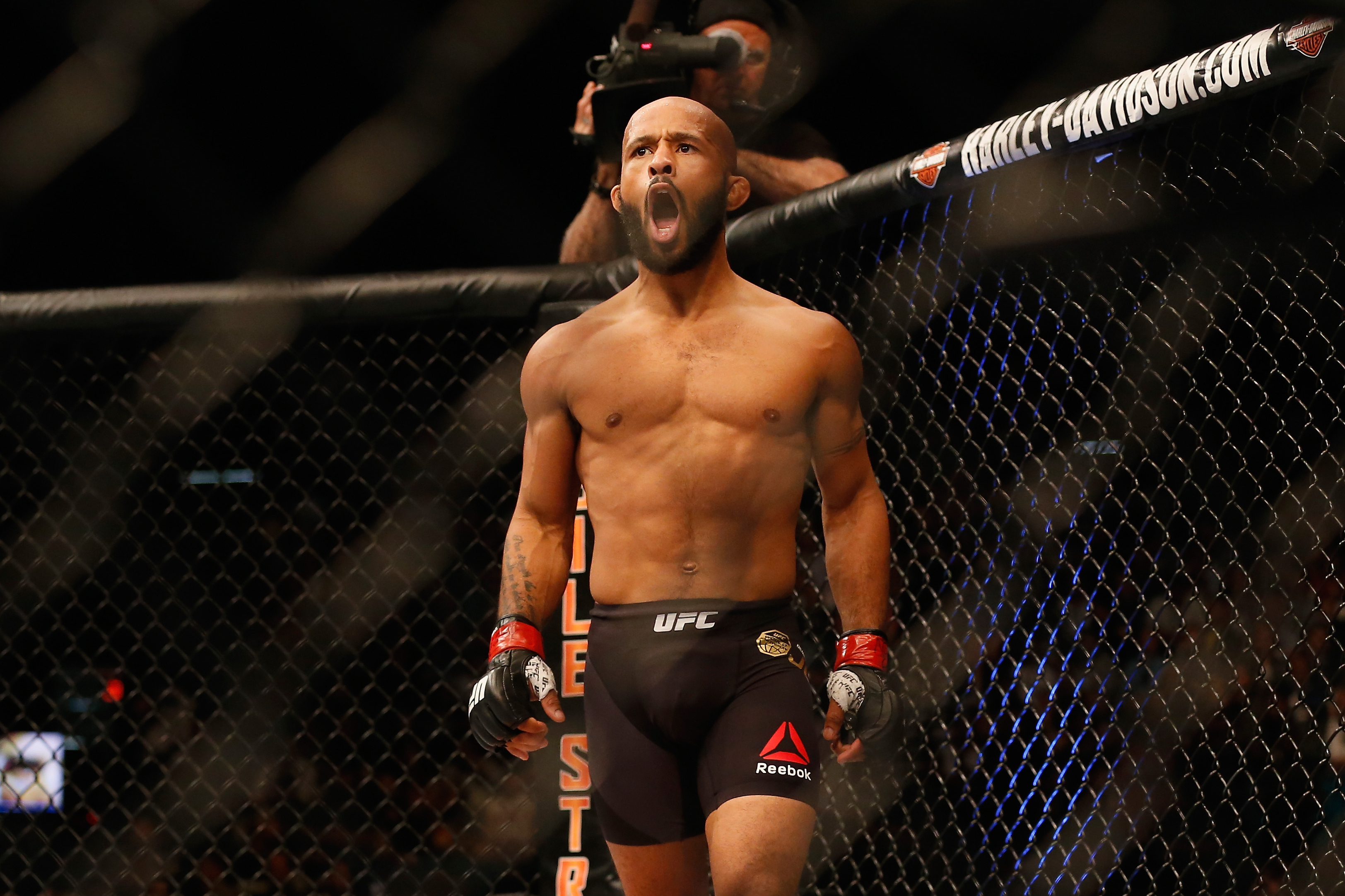 UFC 197 Results Demetrious Johnson Demolishes Henry Cejudo With Knees UFC 197 Results Demetrious Johnson Demolishes Henry Cejudo With Knees