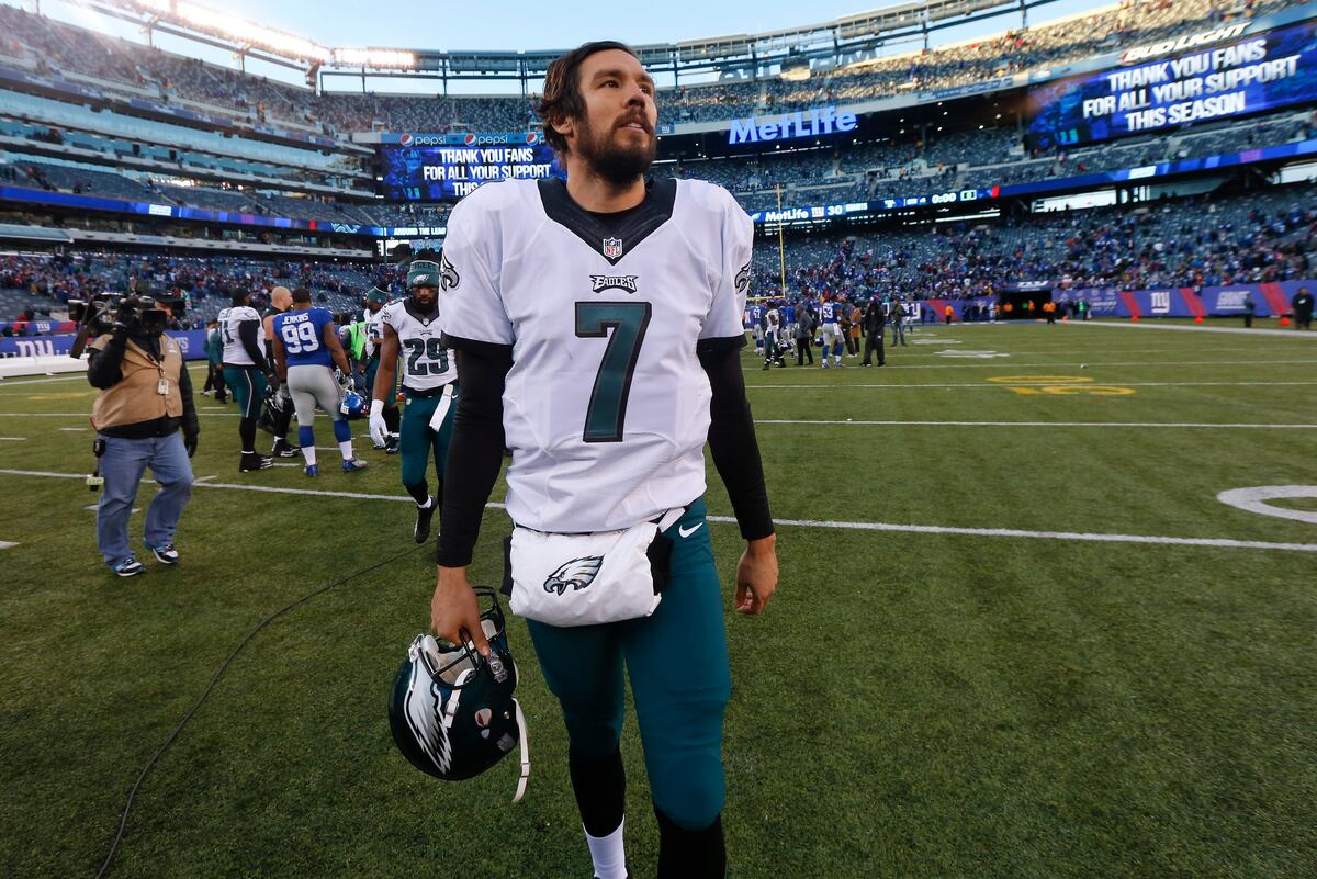 Terrell Owens Says Sam Bradford Showed 'Sign of a Coward' with Trade ...