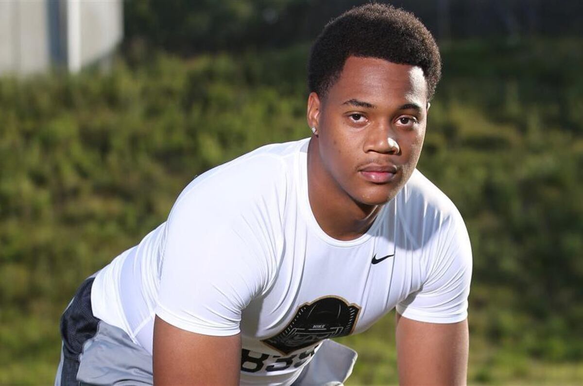 Justin Foster Tweets Top 7: Which Schools Hold Edge for 4-Star LB ...