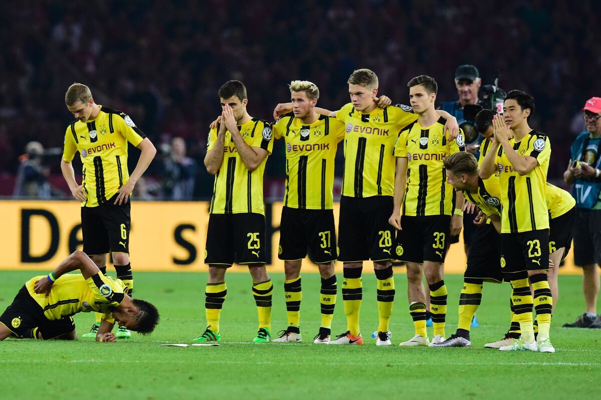 Spirited Defending Not Enough as Borussia Dortmund Lose 4th Consecutive ...