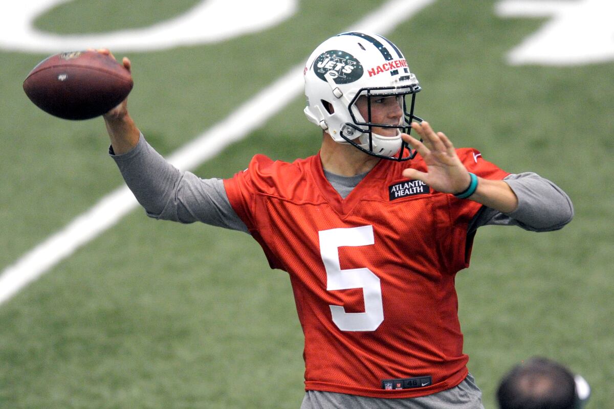 Can Christian Hackenberg Win the New York Jets' Starting QB Job in 2016 ...