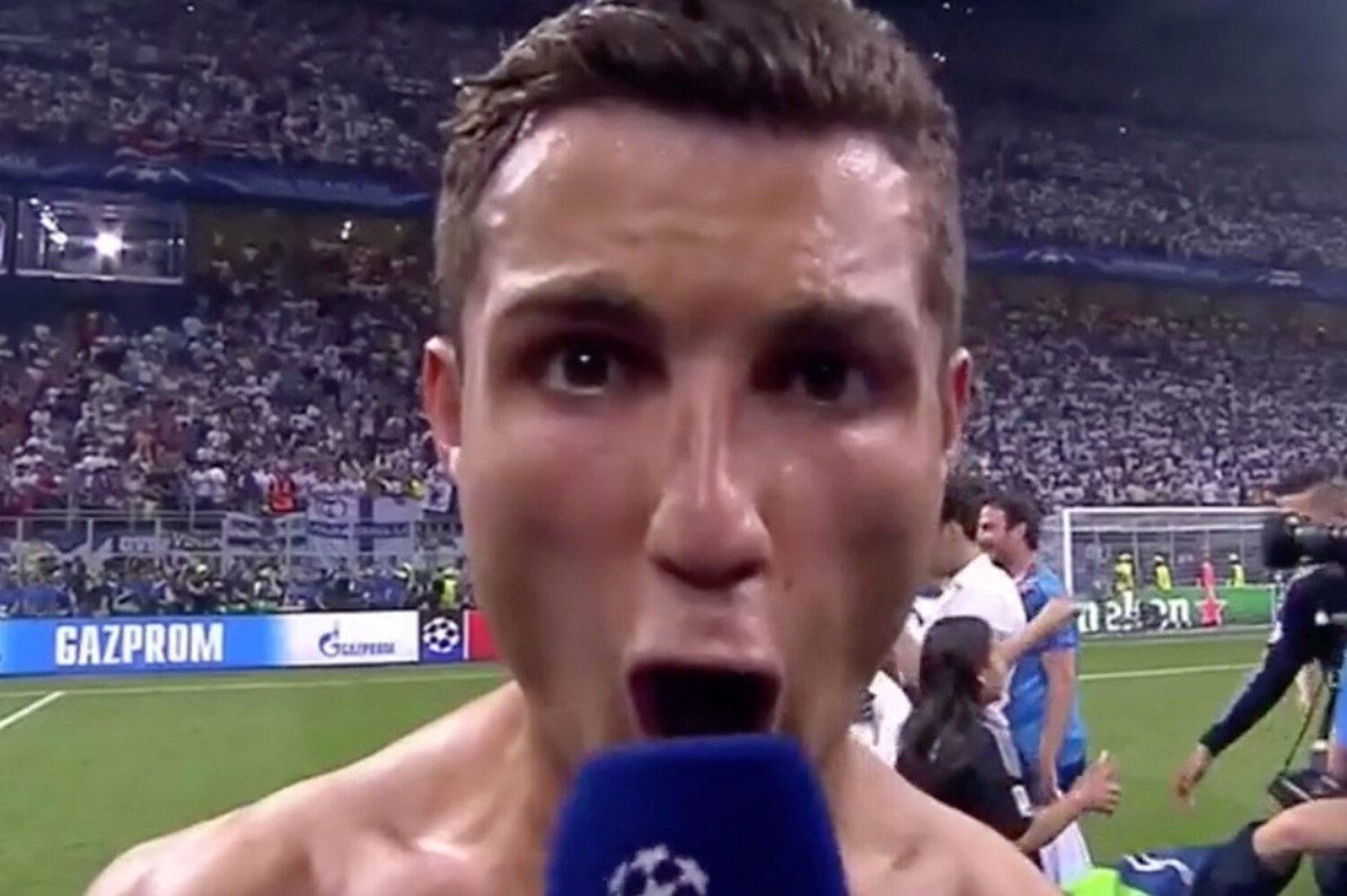 Cristiano Ronaldo Brings Back 'Siiiiiiiiiii' Celebration After Winning ...