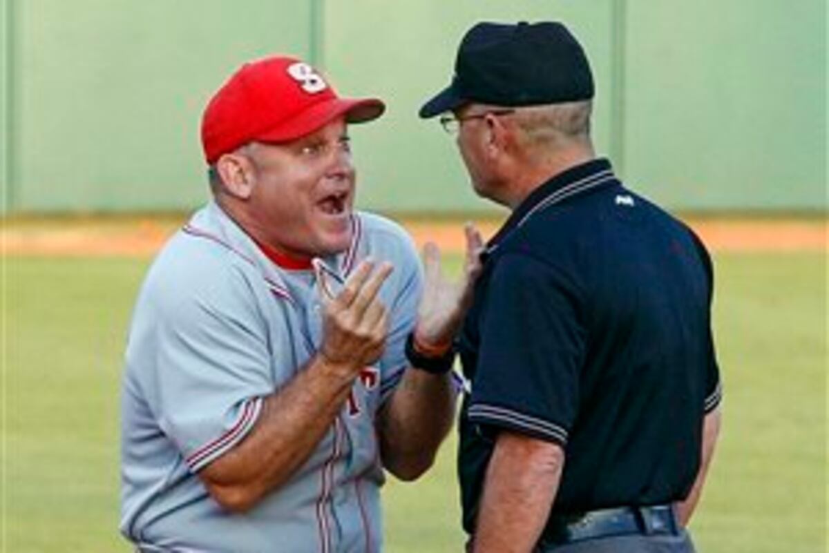 NC State Baseball Coach Throws Brilliant Spin Move on Umpire During ...