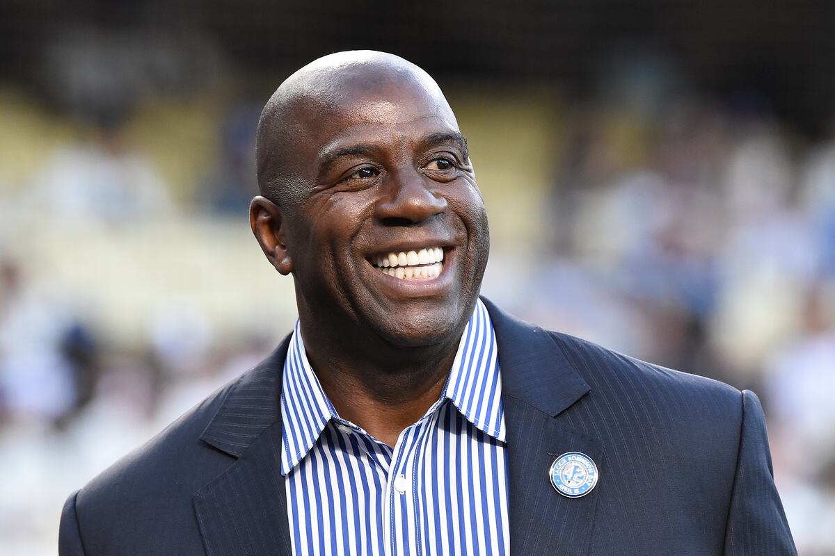 Magic Johnson Says 'Showtime' Lakers Would Beat the Golden State ...