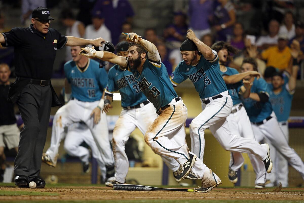 CWS 2016: Predicting Winners and Scores for Sunday's NCAA Baseball ...