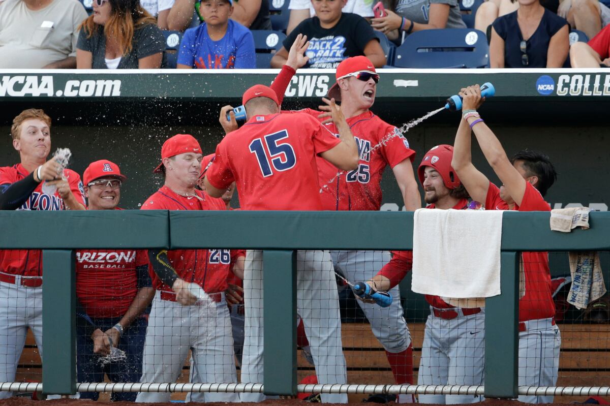 College World Series Finals 2016: Arizona vs. CCU Game 1 Score and ...