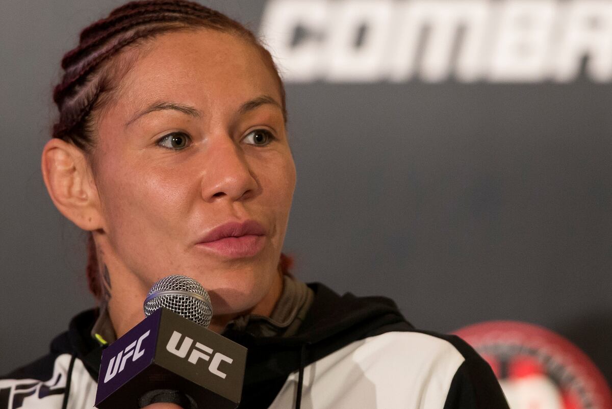 Cris Cyborg Returning to UFC in September to Headline Fight Night Event ...