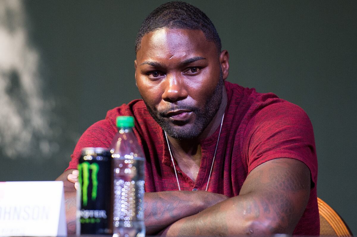 The Question: Does Anthony Johnson vs. Glover Teixeira Point to ...