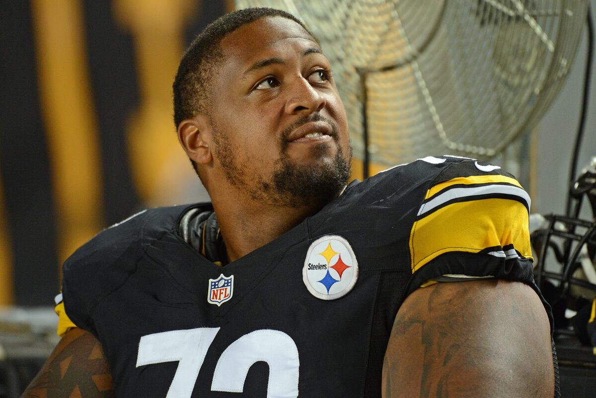 NFL Player Rep Ramon Foster Urges Players to Save Money for Possible ...