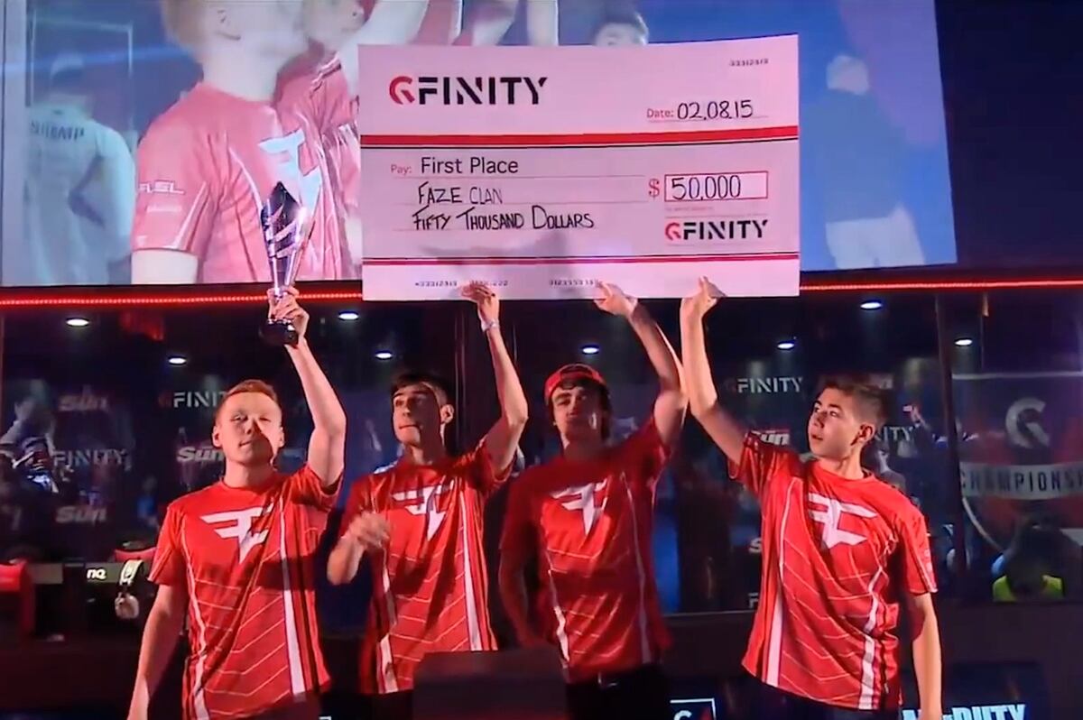 'Call of Duty' Pro 'Attach' Prepares to Defend Championship Title ...